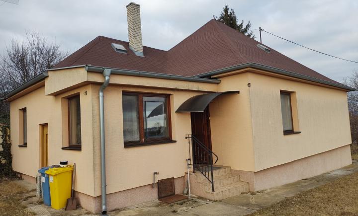 PREDANÉ: Na predaj rodinný dom, 19,5 árový pozemok, Kysak, Košice ...