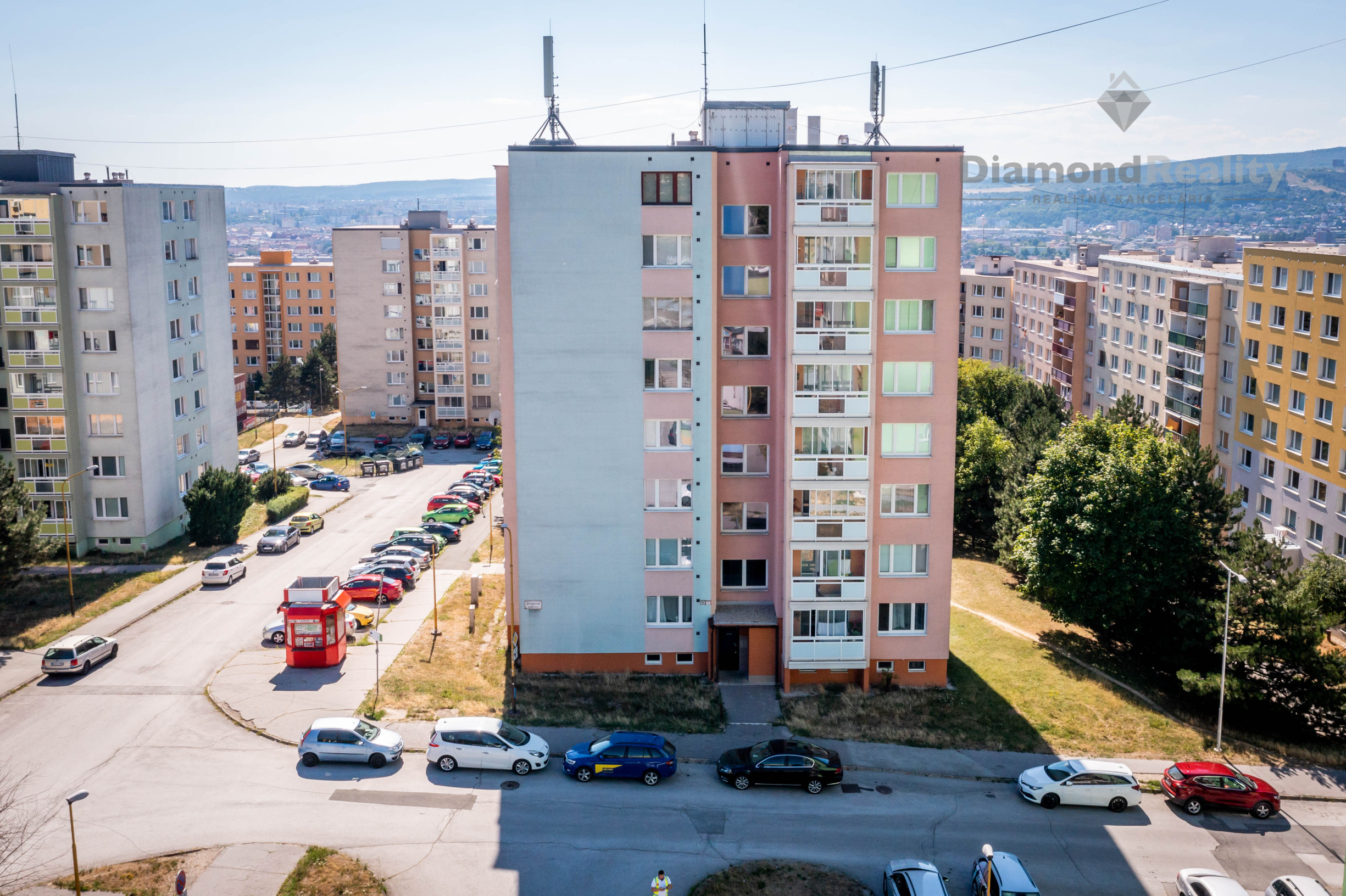 REZERVOVANÉ: Na predaj 2 izbový byt na ulici Jegorovovo námestie ...