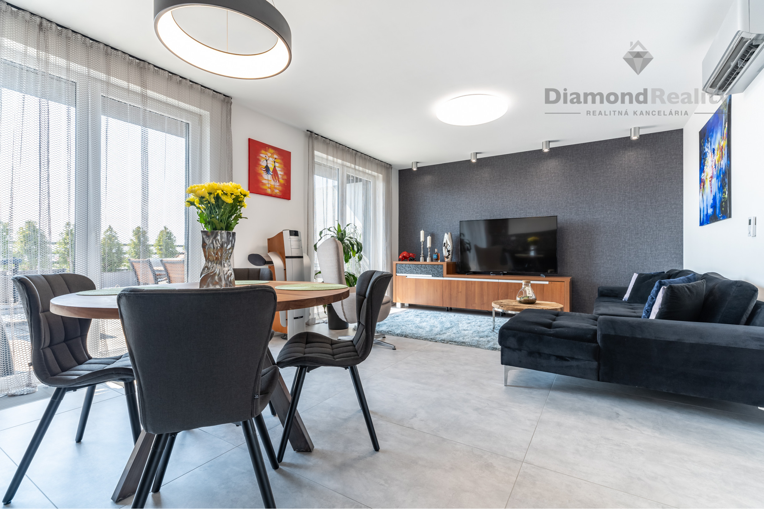 NA PREDAJ| Luxusne zariadený 3-izb. byt v novostavbe s nádherným ...